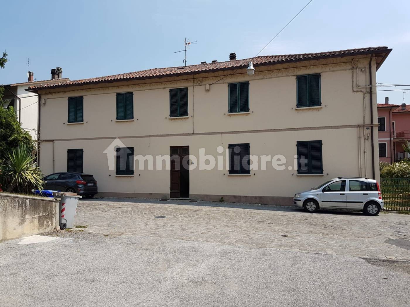 Trilocale via Insorti Ungheresi 18, Centro, Acqualagna