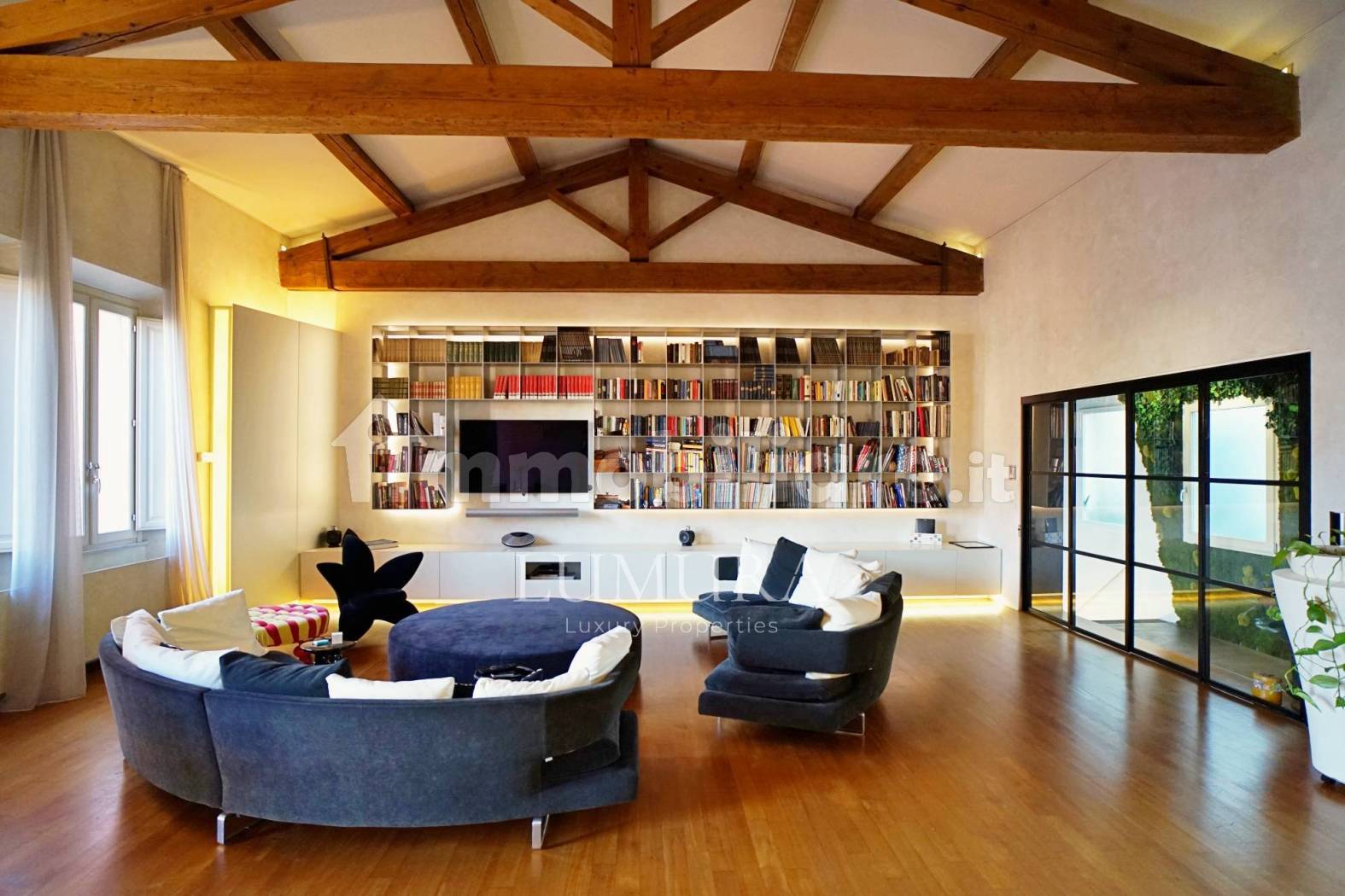 Appartamento piazza della Repubblica 5, San Francesco, Pisa