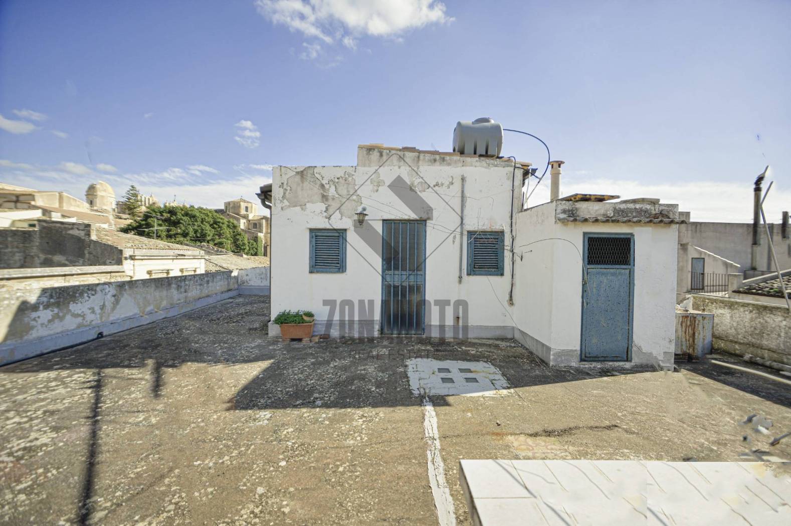 Appartamento via Ducezio 45, Centro, Noto