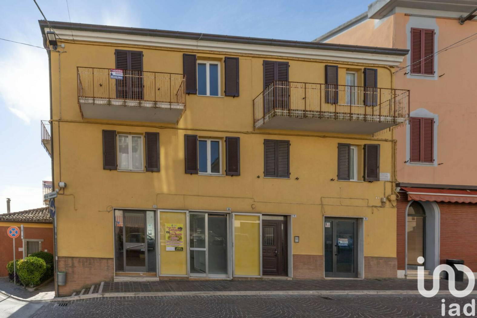 Trilocale piazza Vittorio Emanuele II 5, Centro, Agugliano