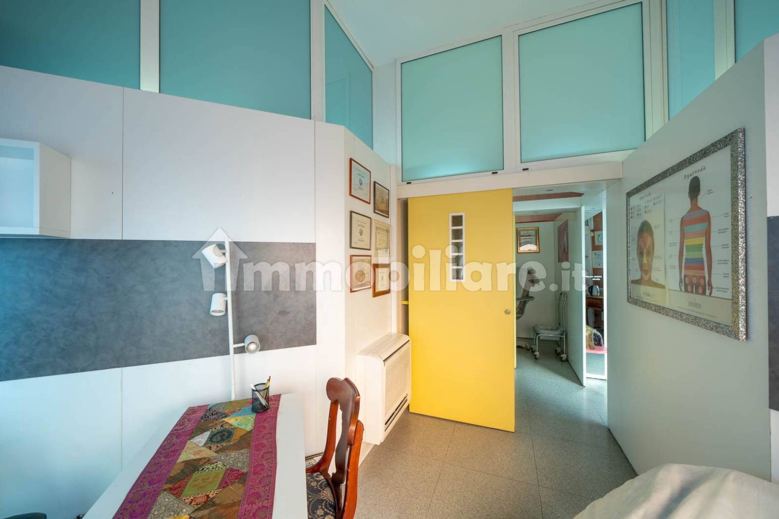 Locale commerciale in Vendita