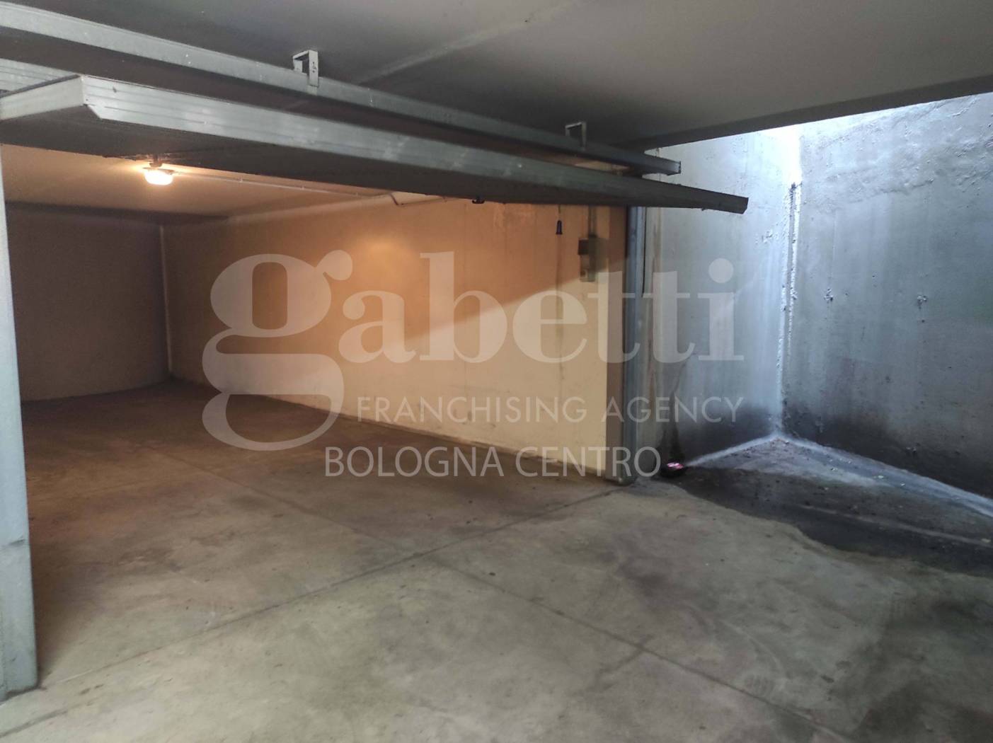Garage - Box in Vendita