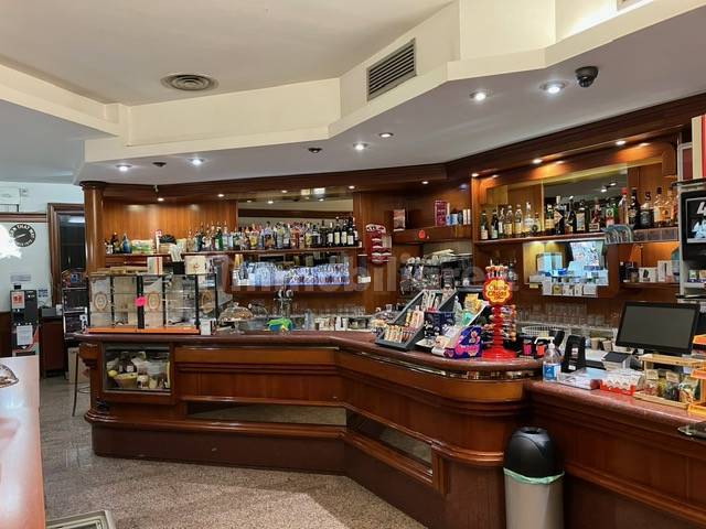 Tabaccheria in Vendita