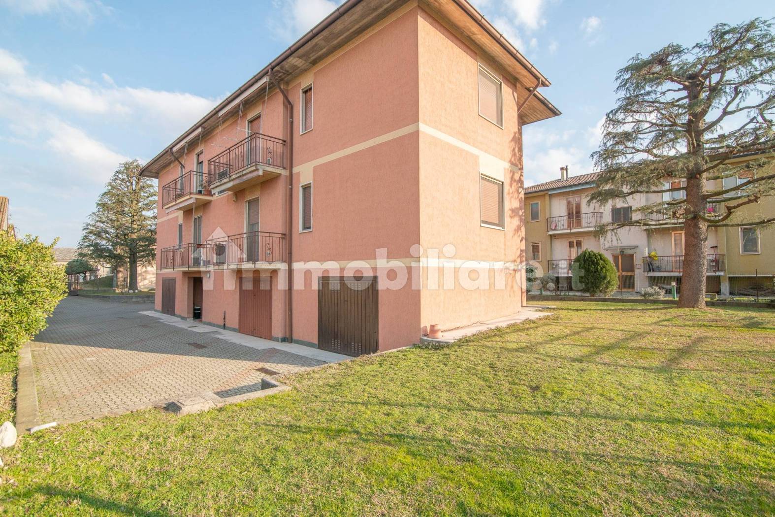 Trilocale via Vittorio Veneto 118, Centro, Brembio