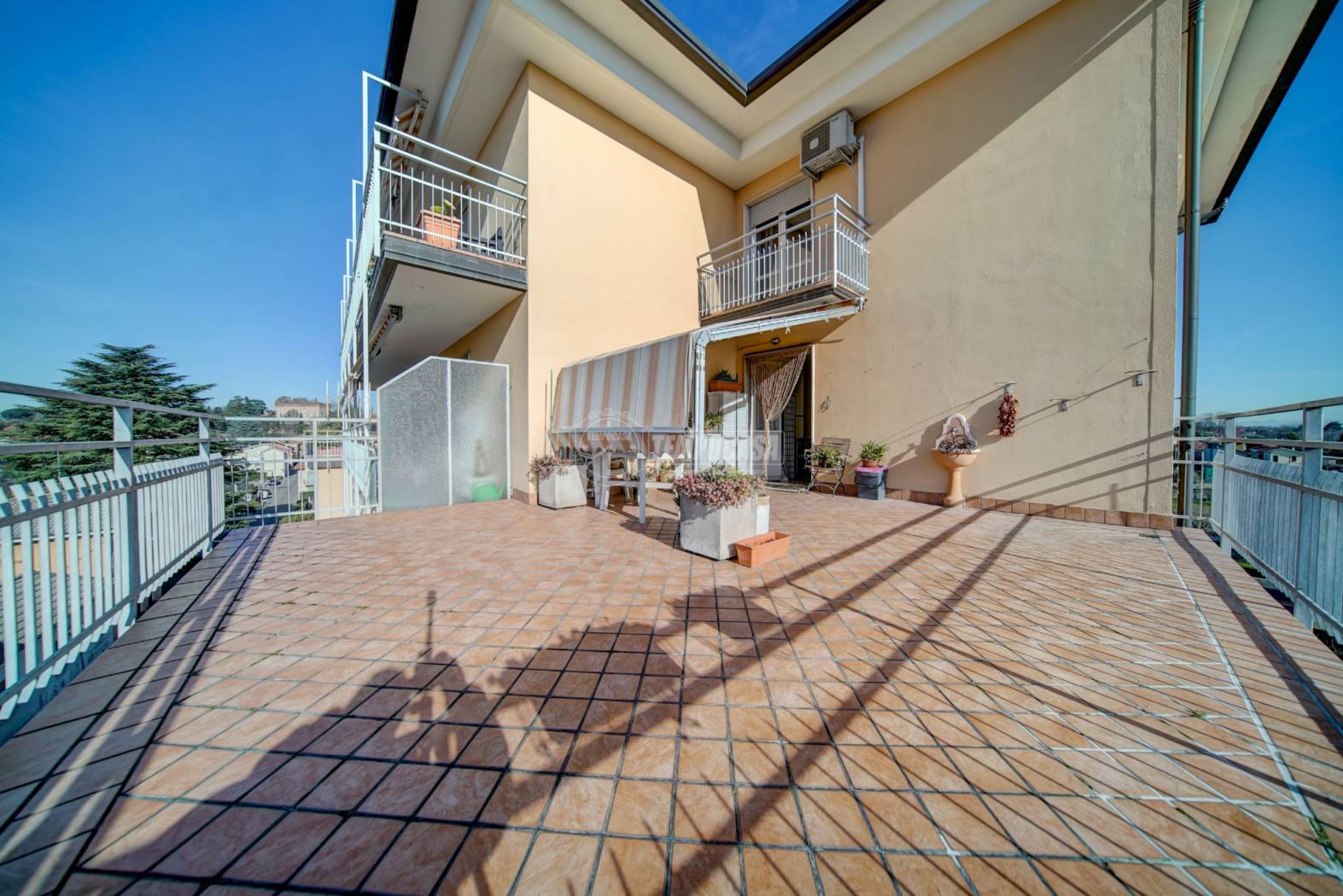 Trilocale via Garibaldi 37, Cassano Magnago