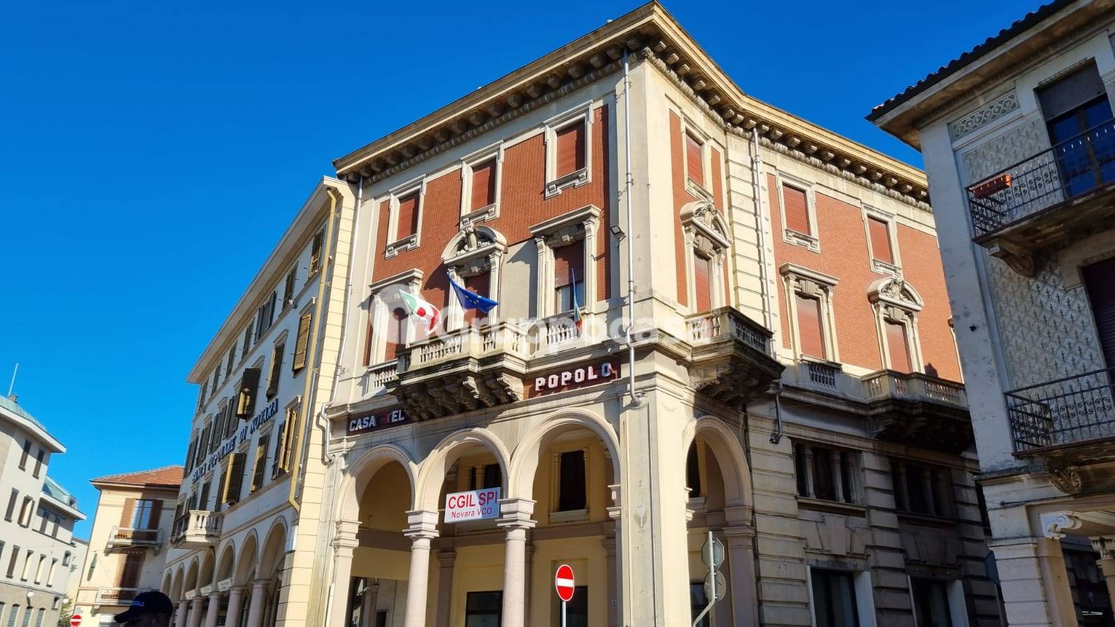 Locale commerciale in Vendita