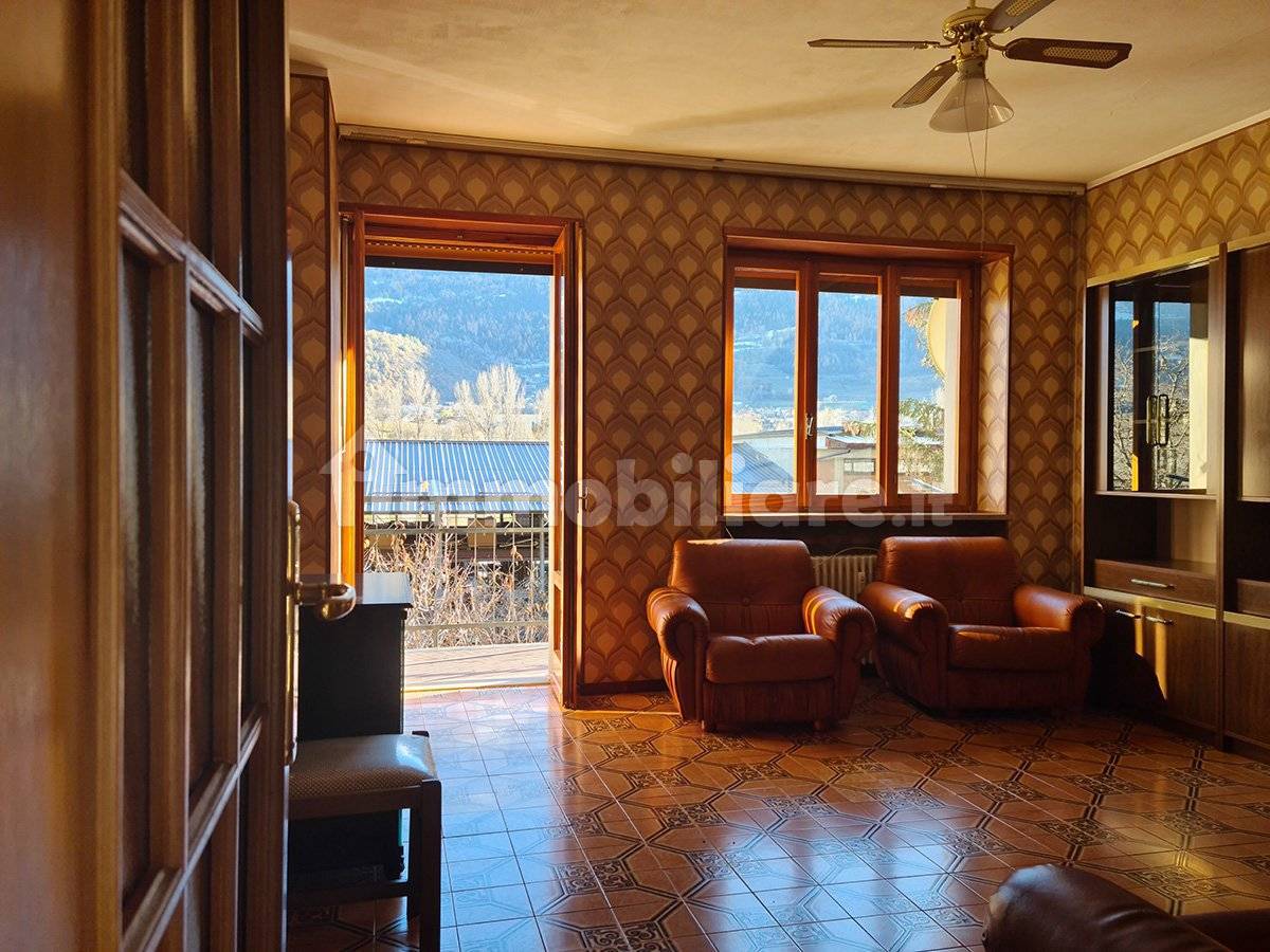 Quadrilocale frazione Poinsod, Sarre