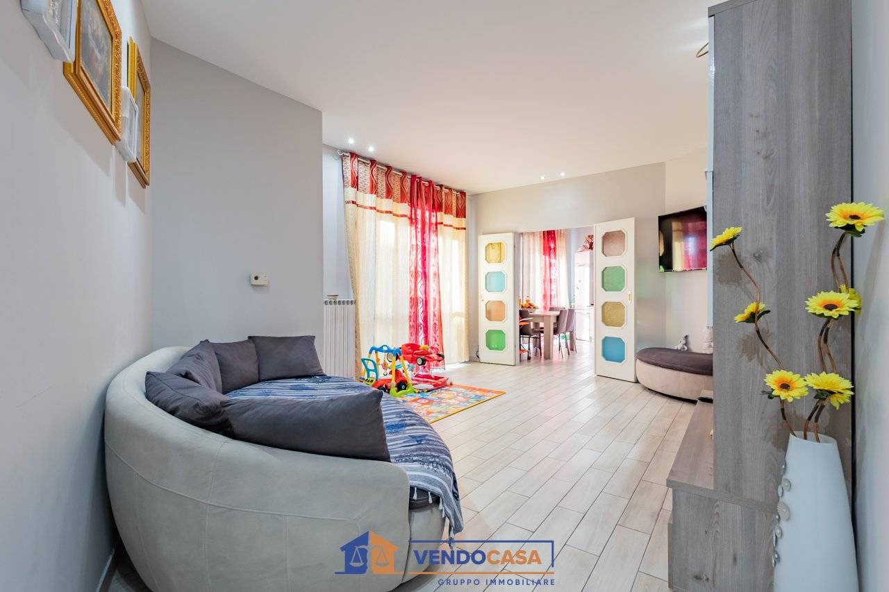 Trilocale via Nazario Sauro 41, Centro, Fossano