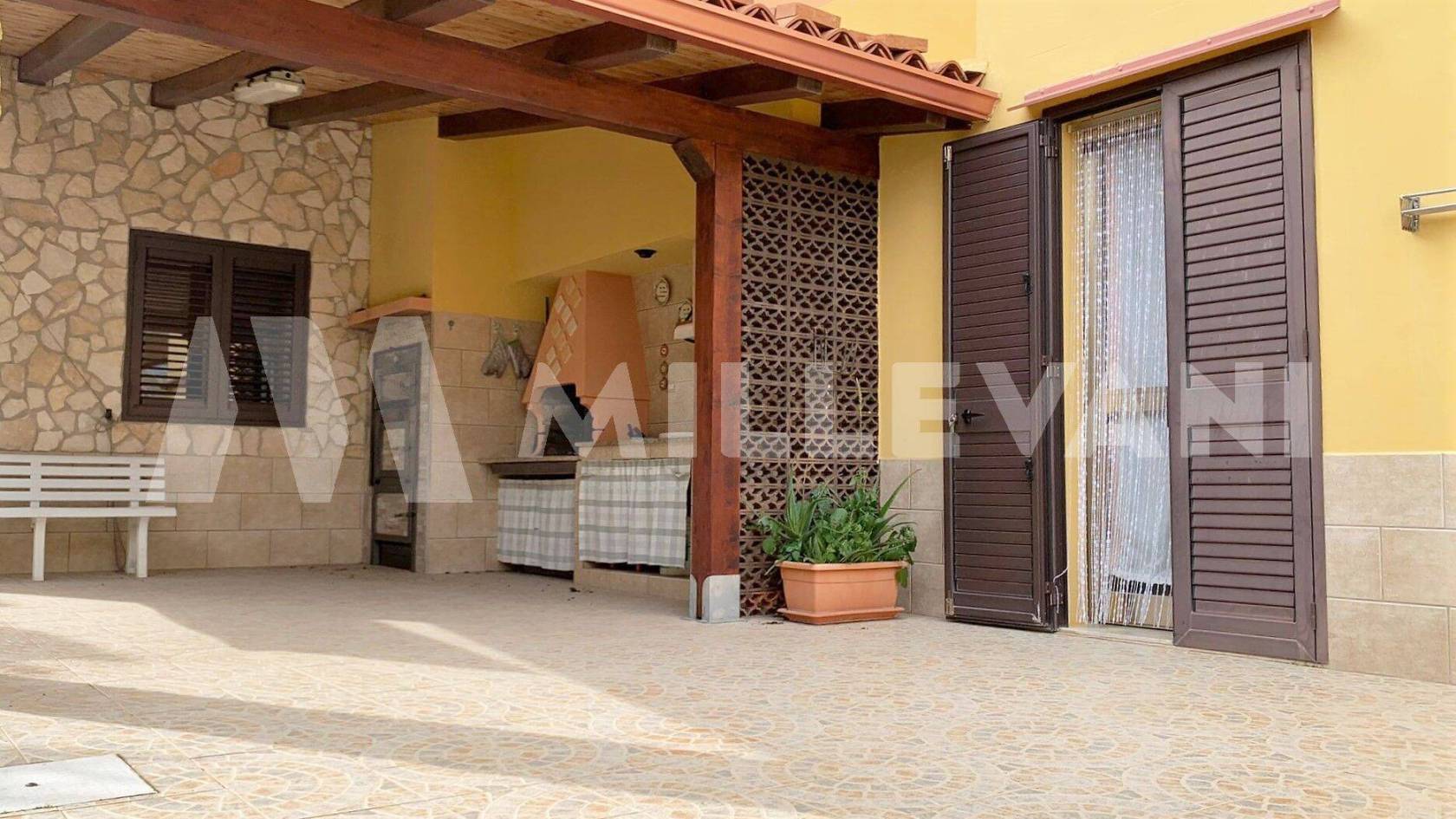 Quadrilocale via del Mare 50, Caucana Finaiti, Santa Croce Camerina