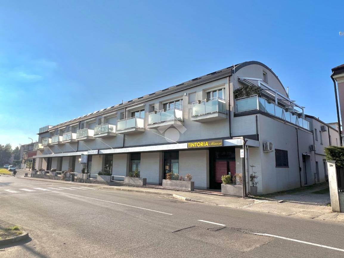 Bilocale via Liguria 3, Crosione, Pavia