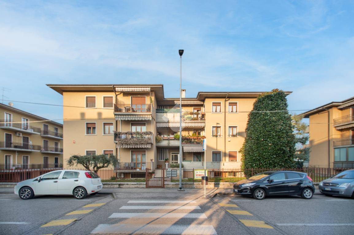 Quadrilocale buono stato, primo piano, Villafranca di Verona