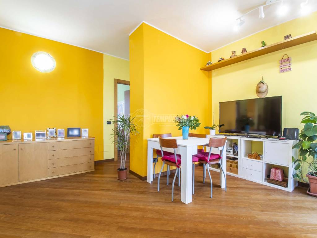 Vendita Appartamento Cormano. Quadrilocale in via Leonardo da Vinci 47. Ottimo stato, ottavo ...