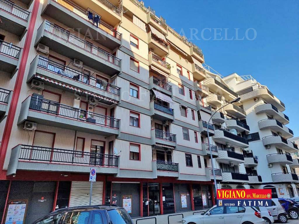 Trilocale via Evemero Nardella 10, Candelaro - Via Lucera, Foggia