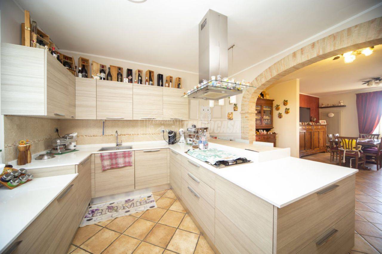 Quadrilocale via Casa Madonna 16, Palazzo, Petrignano, Assisi