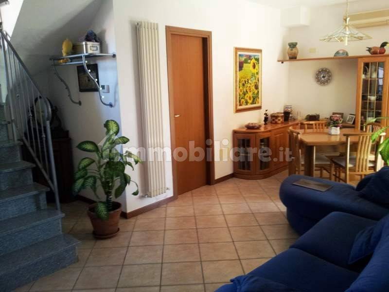 Quadrilocale via Ribomba 81, Fiumana, Predappio