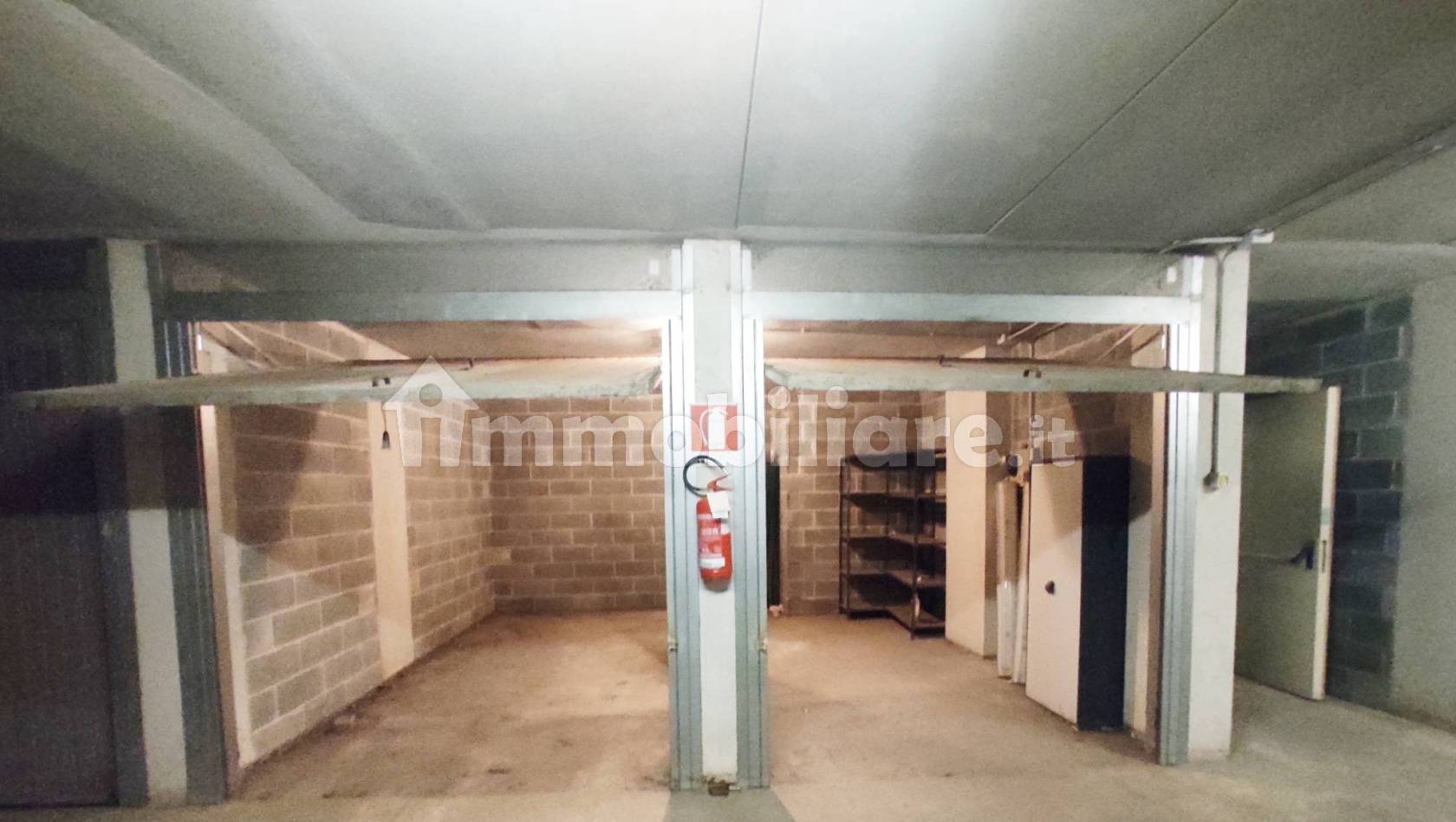 Garage - Box in Vendita