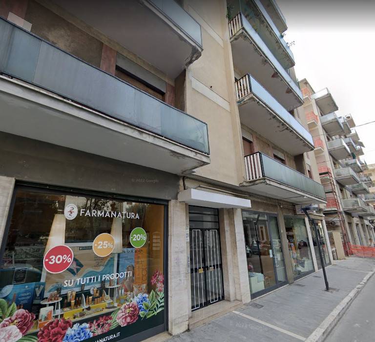 Trilocale via Cesare Battisti 213, Stazione Centrale - Corso Vittorio, Pescara