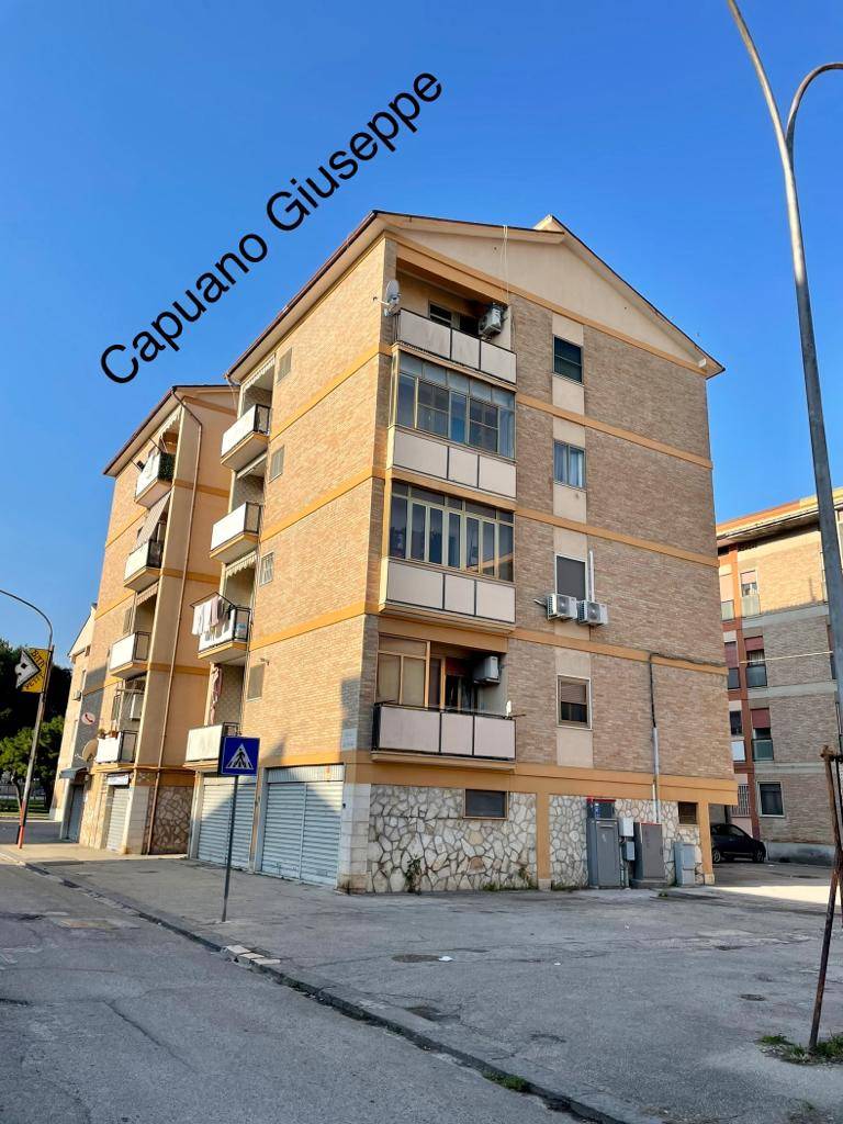 Quadrilocale viale John Fitzgerald Kennedy 30, Cep, Foggia
