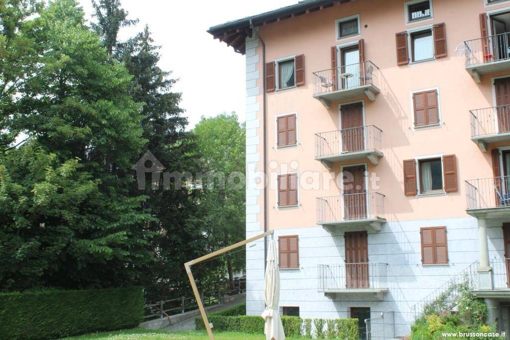 Trilocale Rue C. Cugnod 12, Centro, Brusson