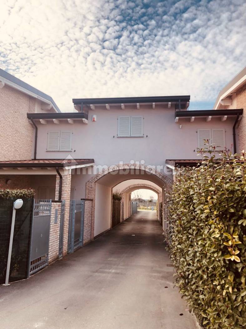 Villa unifamiliare Strada Chiesa di Vigatto 49, Vigatto, Parma