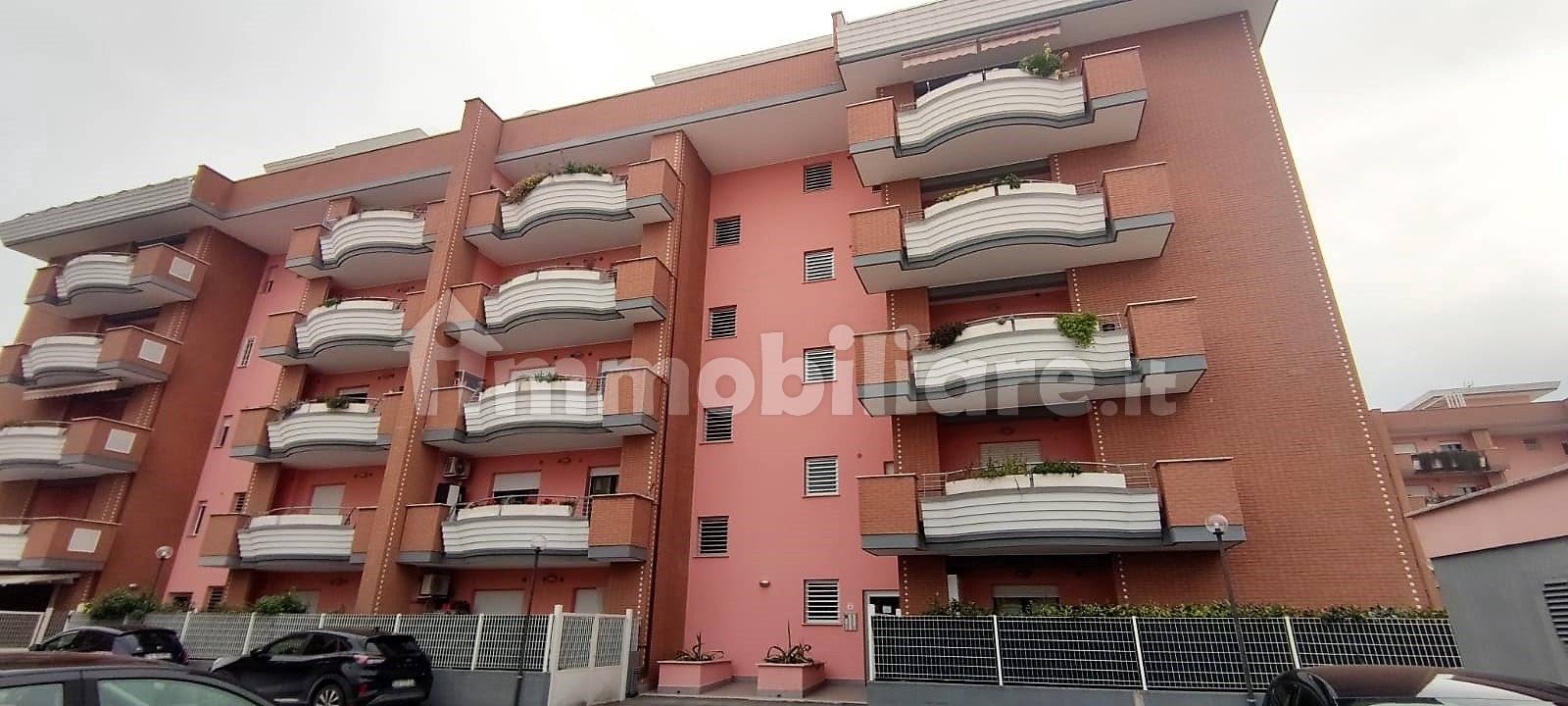 Bilocale via Ascoli, Semicentro, Aprilia