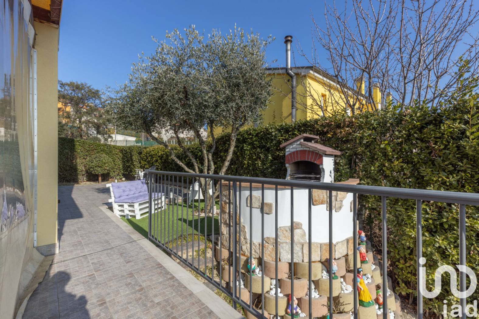 Appartamento viale 1 Maggio 18, Industriale Artigianale, Sirolo