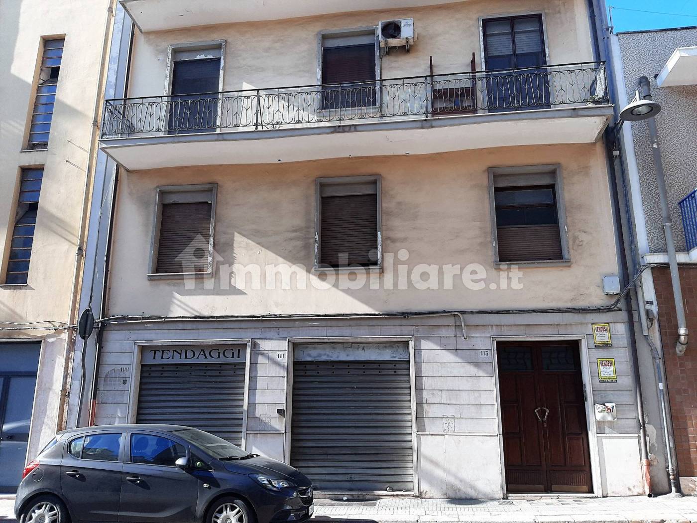 Trilocale via Cristoforo Colombo 113, Centro Storico, Brindisi