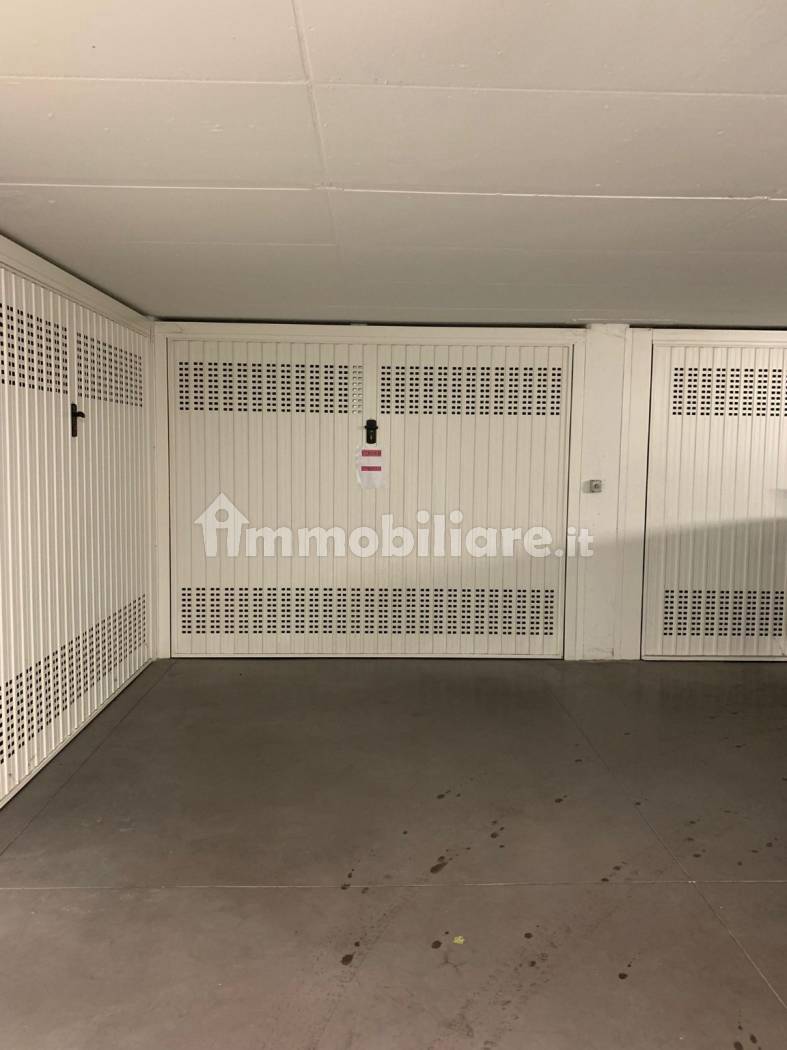 Garage - Box in Vendita