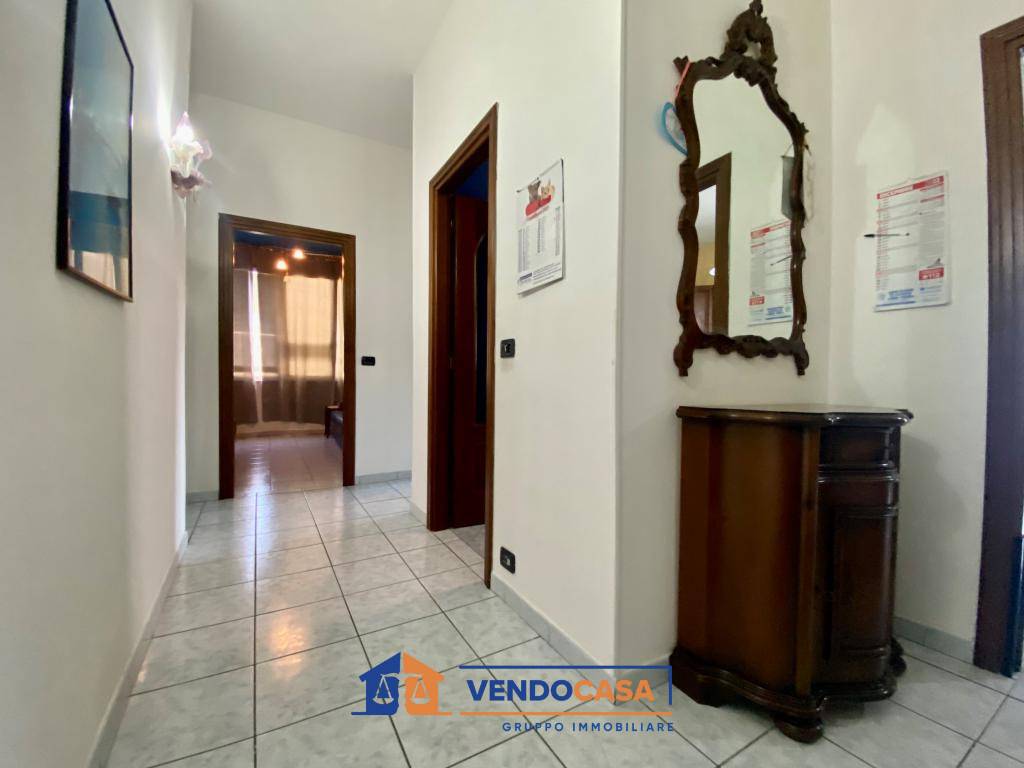 Quadrilocale via Santa Margherita 2, Corso Langhe, Moretta, Corso Cortemilia, Alba