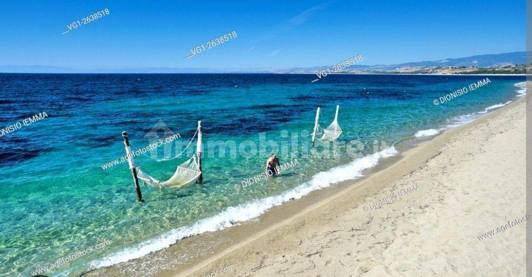 Villa unifamiliare, nuova, 250 m², Praialonga, Isola di Capo Rizzuto