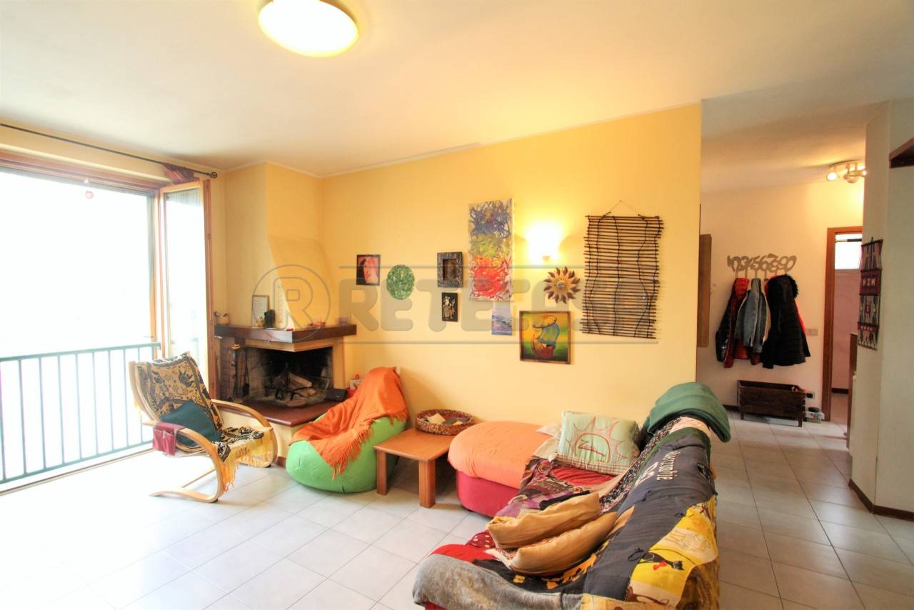 Quadrilocale via Candia Bassa 12, Romagnano, Massa