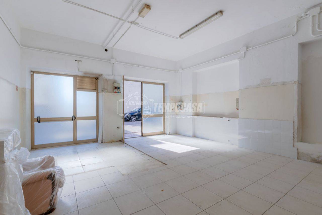 Laboratorio in Vendita