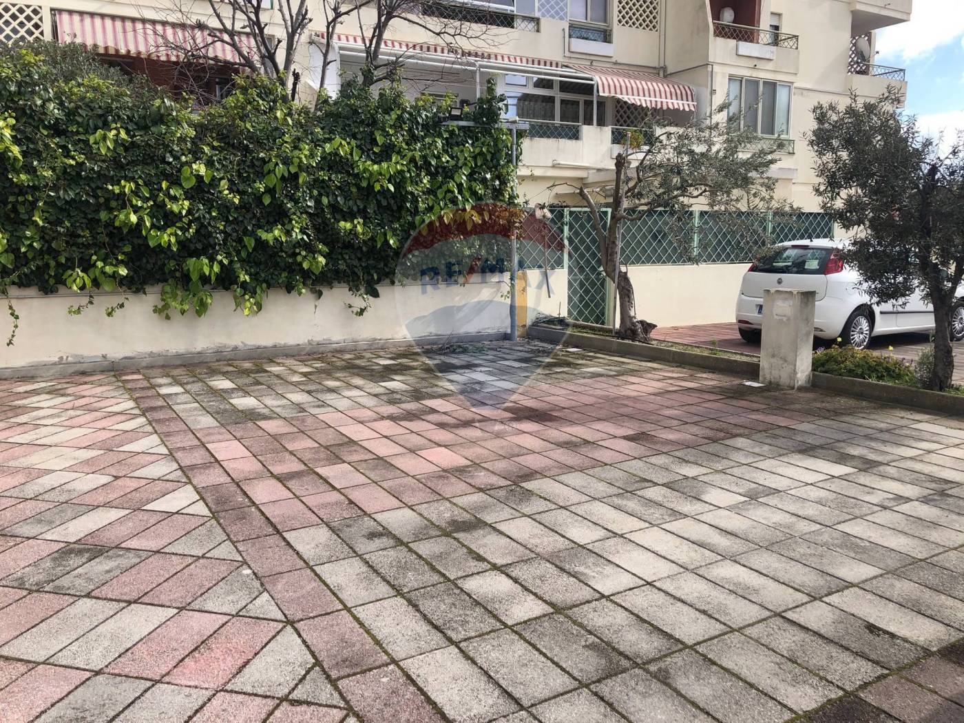 Garage - Box in Vendita