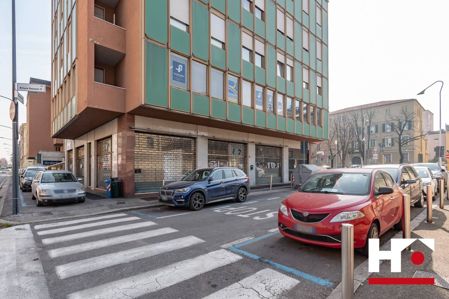 Locale commerciale in Vendita