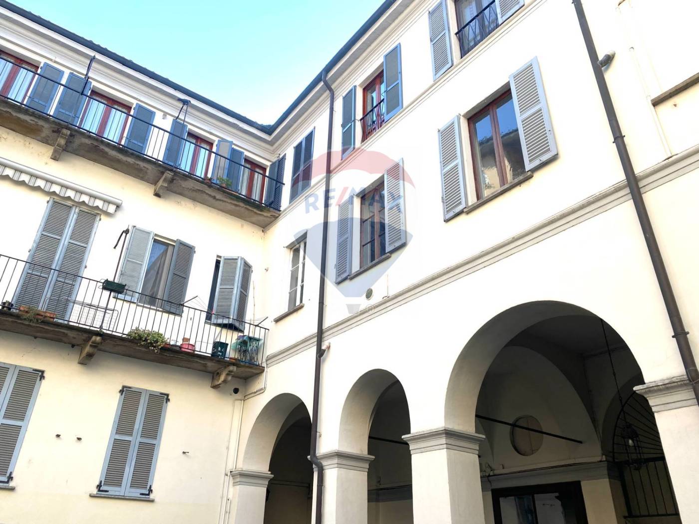 Trilocale via Mantovani 2, Centro Storico, Pavia