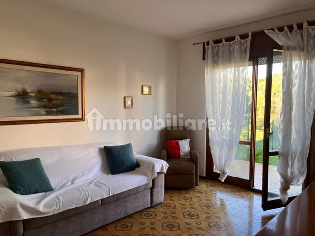 Bilocale da ristrutturare, piano terra, Centro, Gorizia
