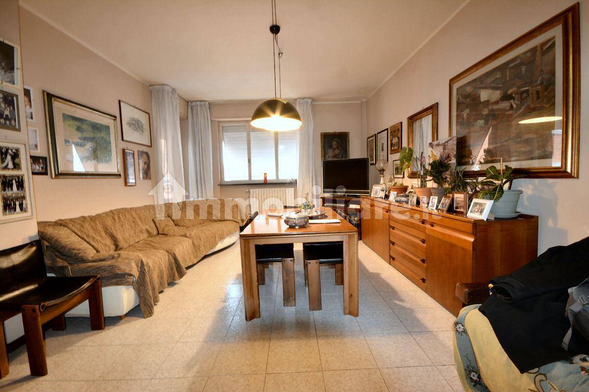Appartamento viale Alcide De Gasperi, Sant'Anna, Lucca