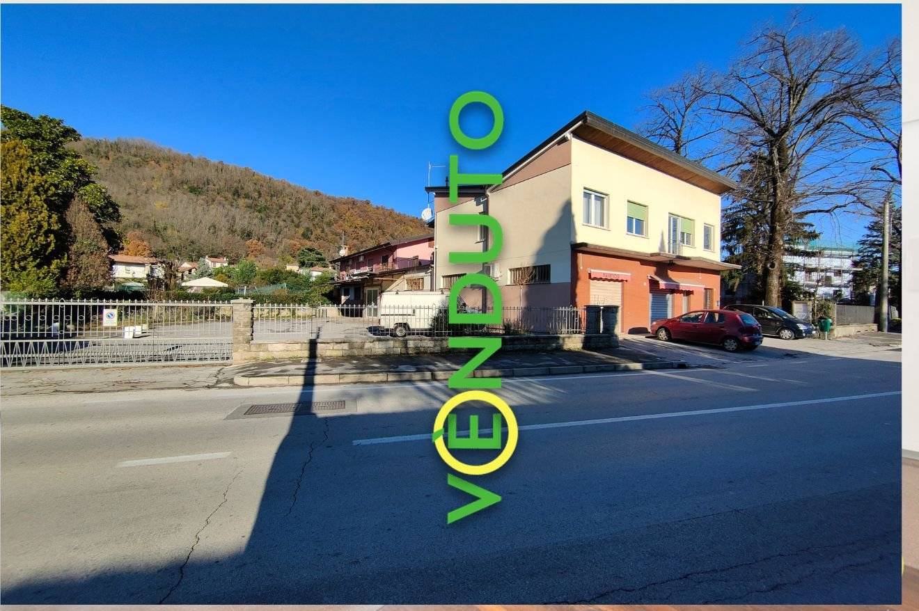 Bilocale via 4 Novembre, Centro, Gorizia