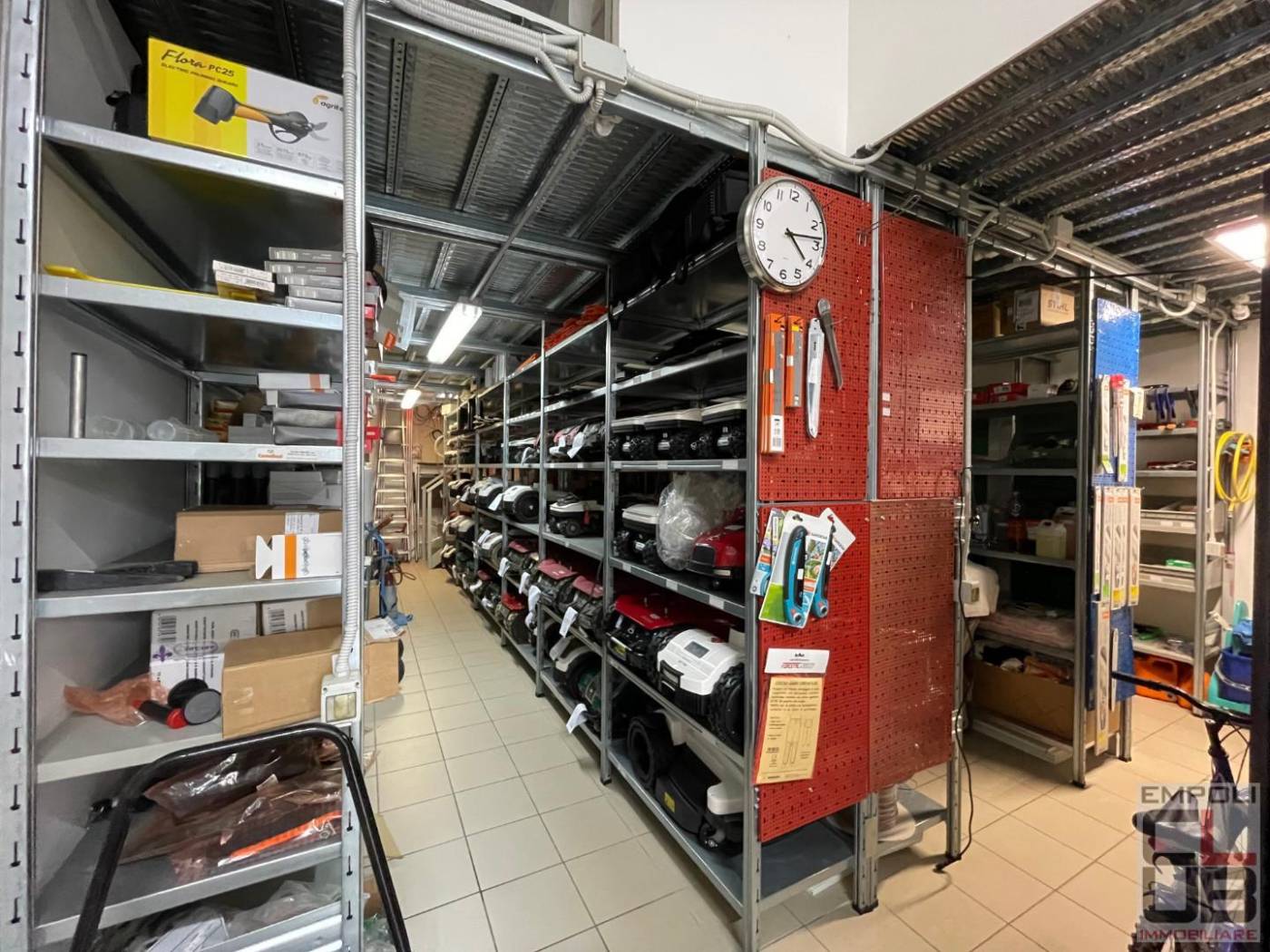Laboratorio in Vendita