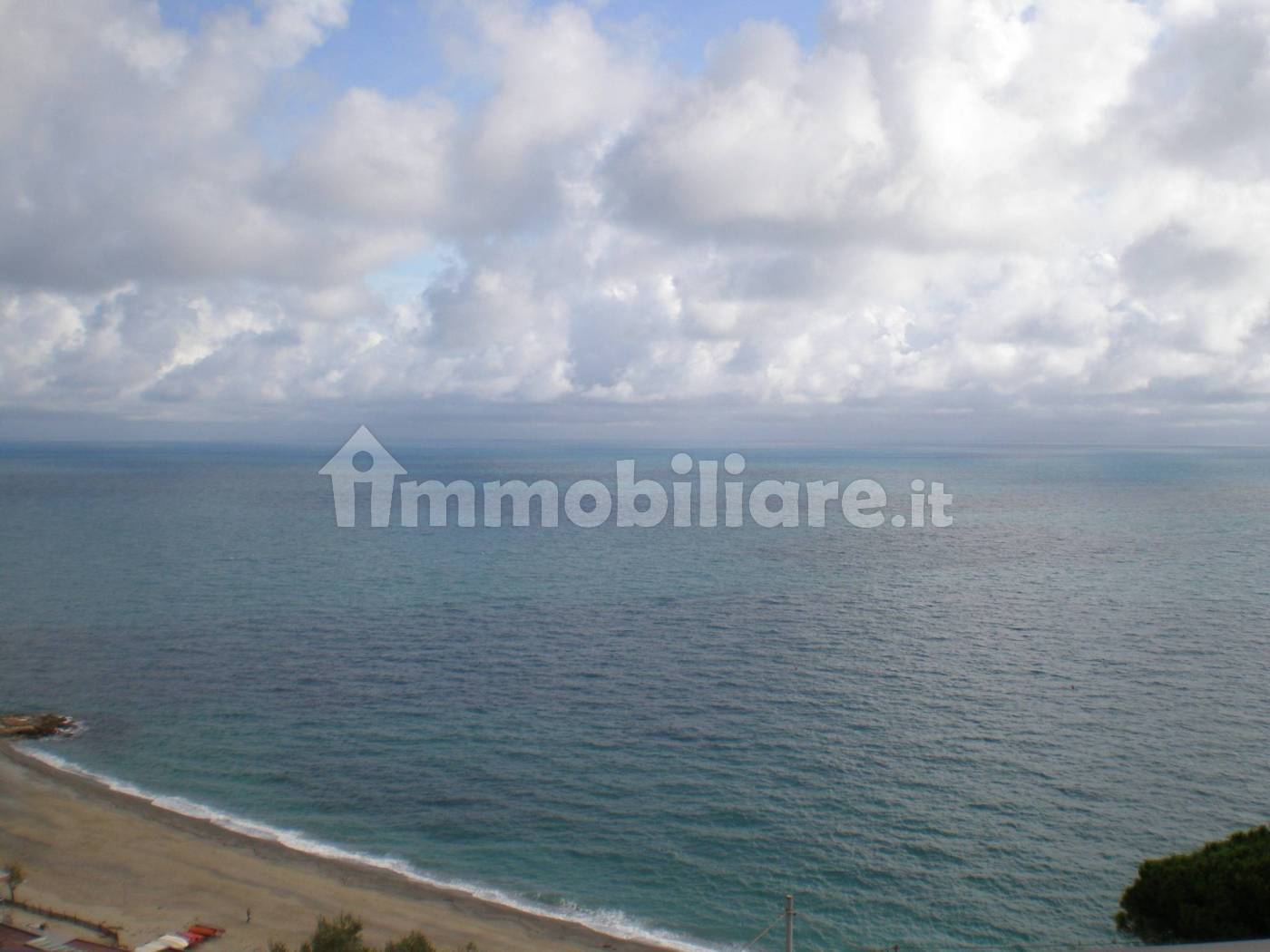 Bilocale nuovo, piano terra, Centro, Varazze