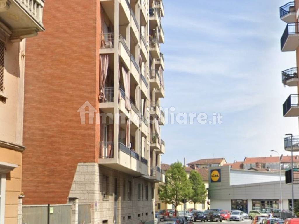 Garage - Box via Chivasso 17, Torino, Rif. 101299349 - Immobiliare.it