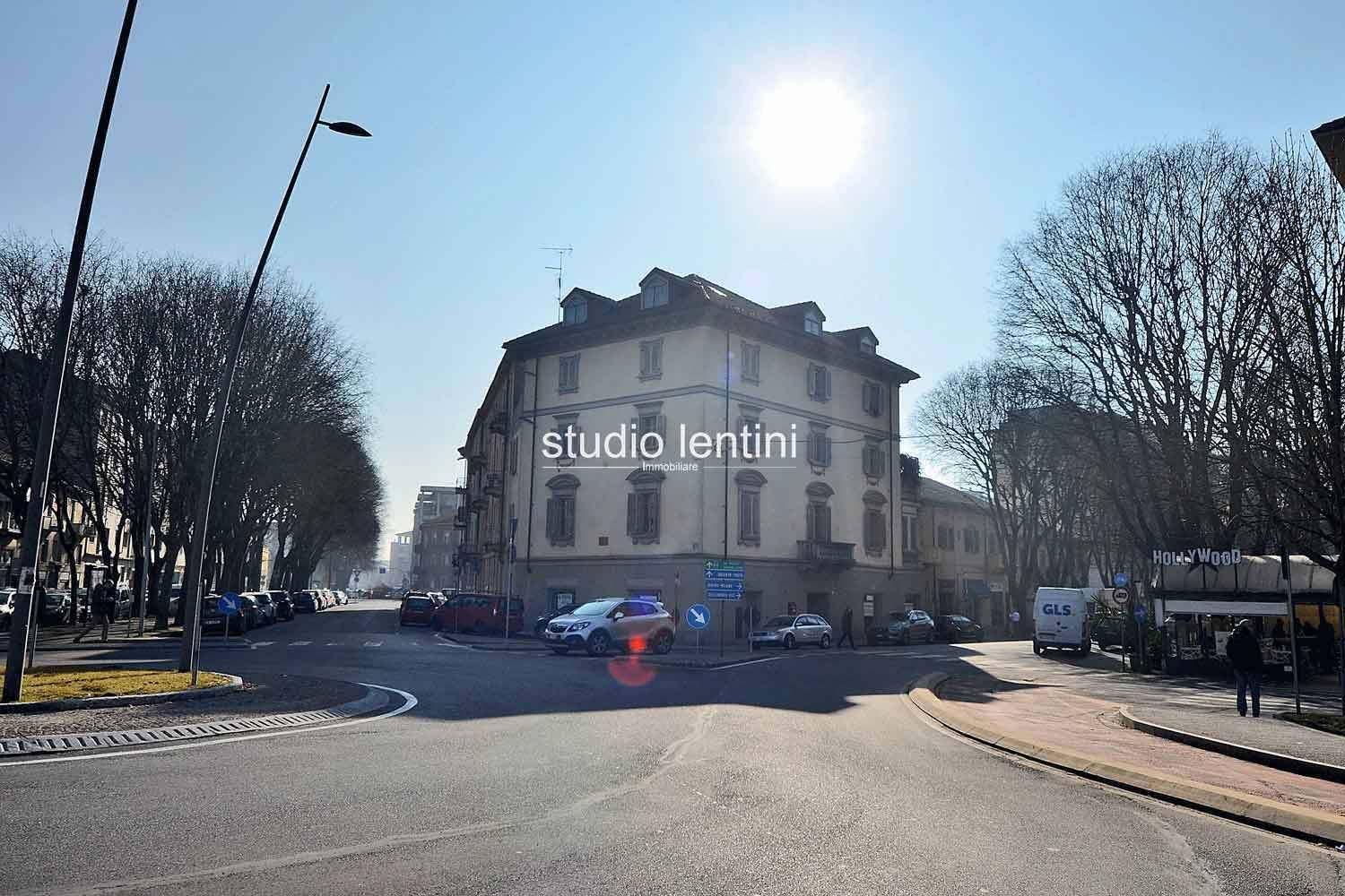 Appartamento corso Indipendenza 3, Centro, Casale Monferrato