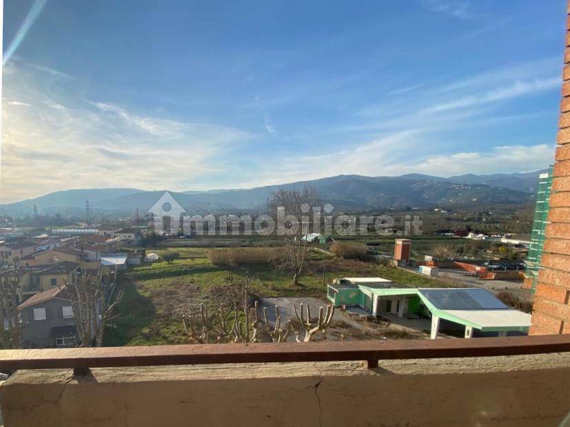 Appartamento viale Adua, Pistoia Ovest, Pistoia