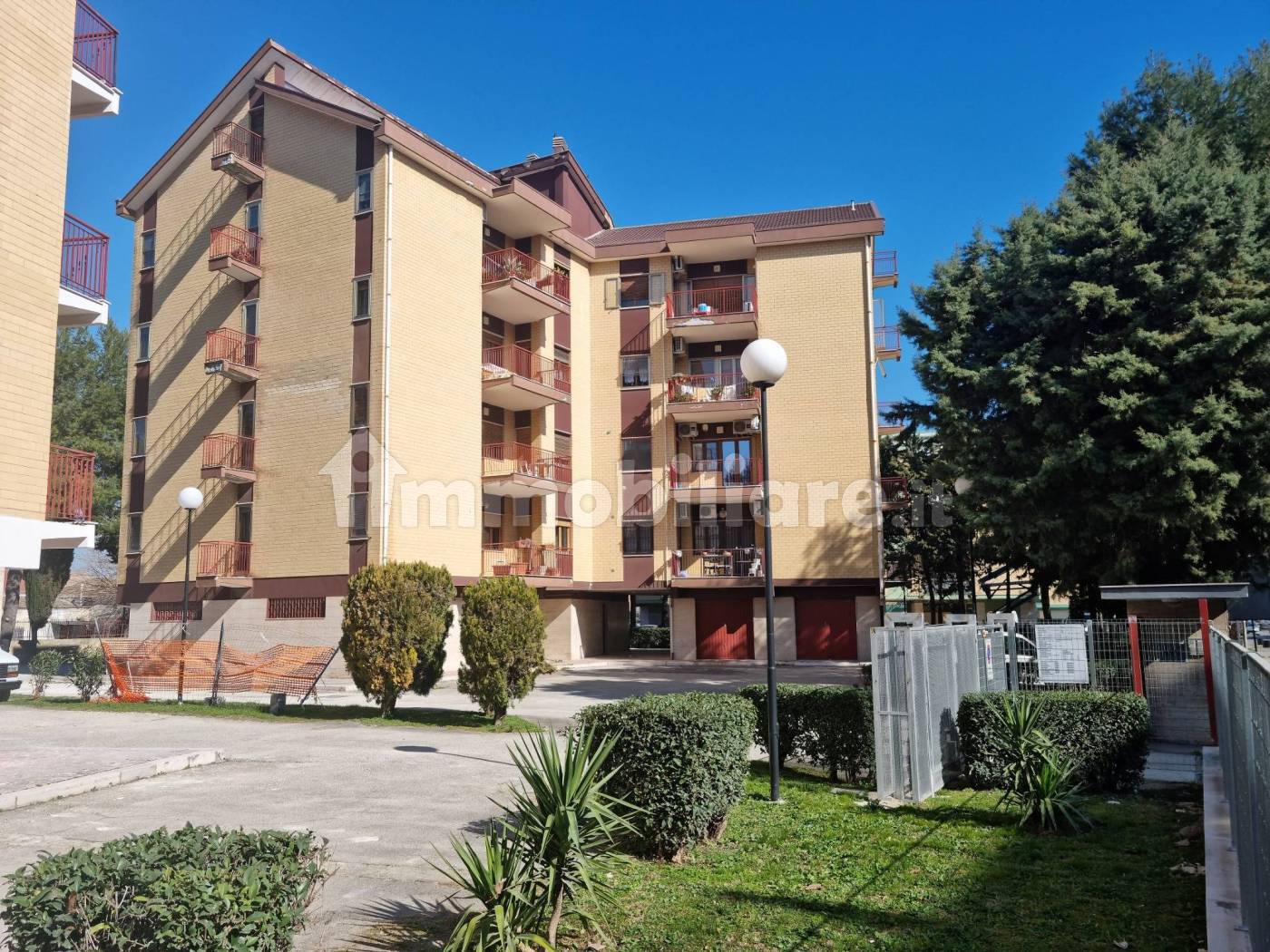 Quadrilocale via Luigi Rovelli 40, Comparto Biccari, Foggia