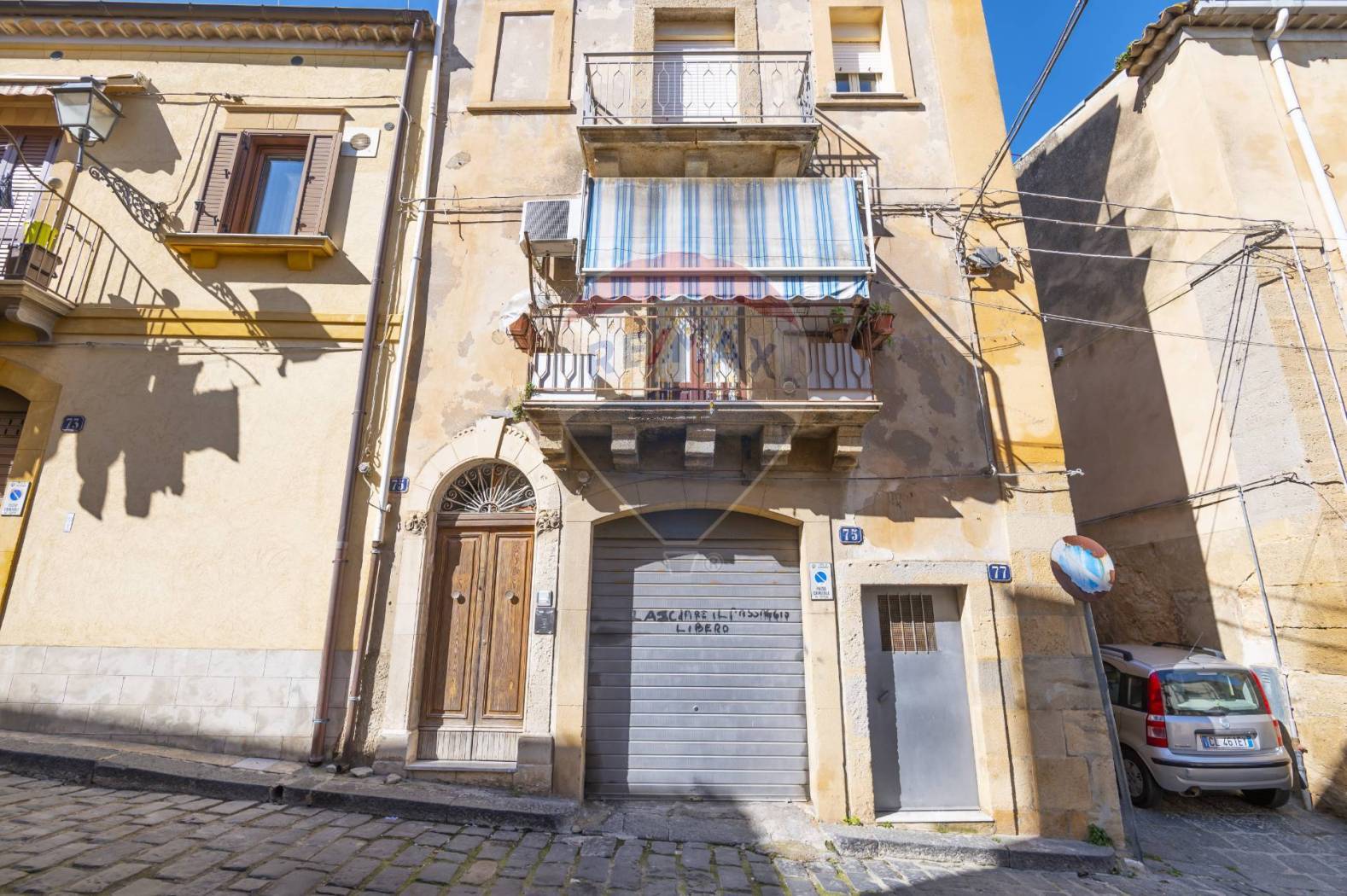 Quadrilocale via Cappuccini 75, Centro, Caltagirone