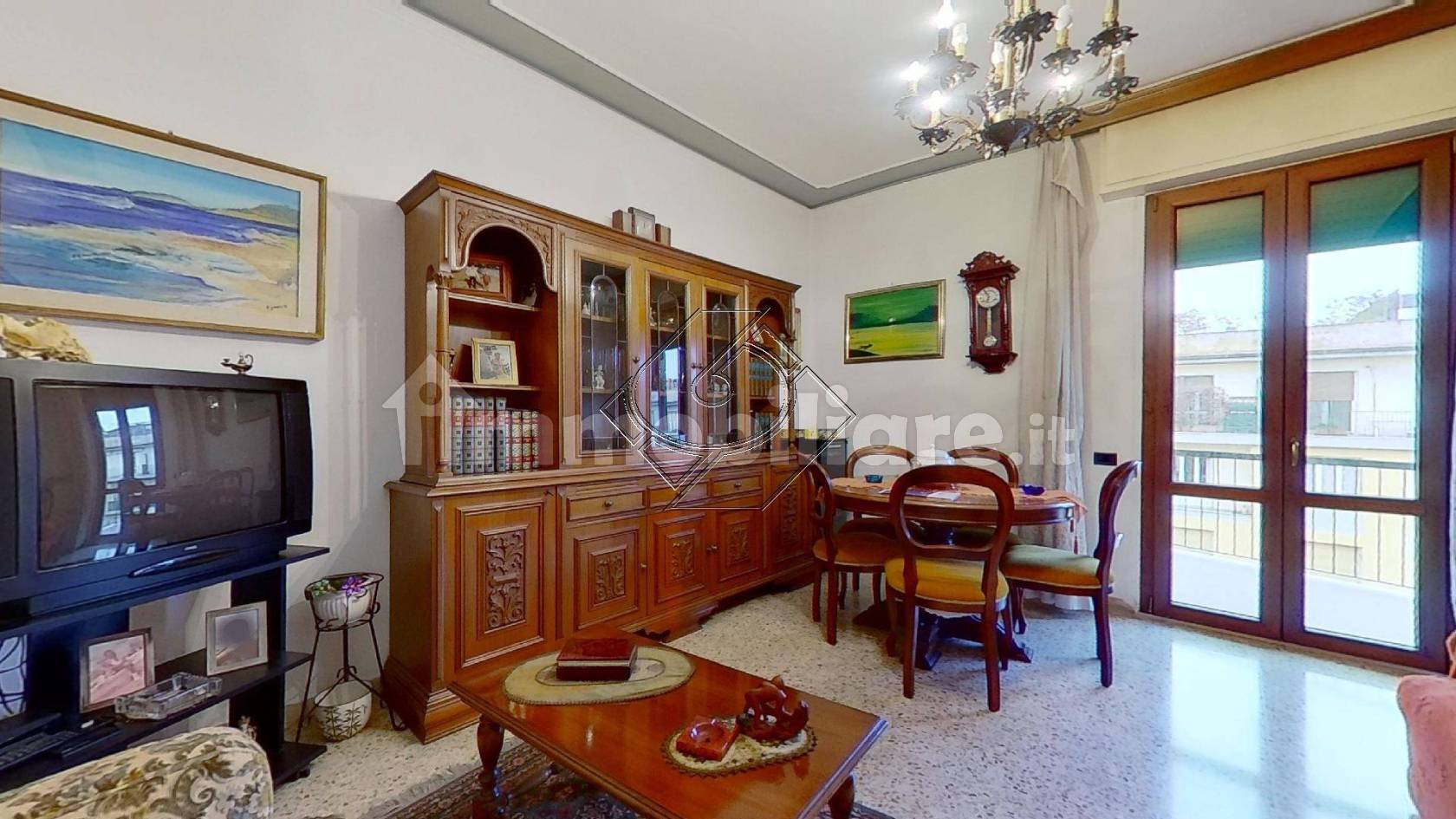 Quadrilocale via Valdichiana, Novoli, Firenze