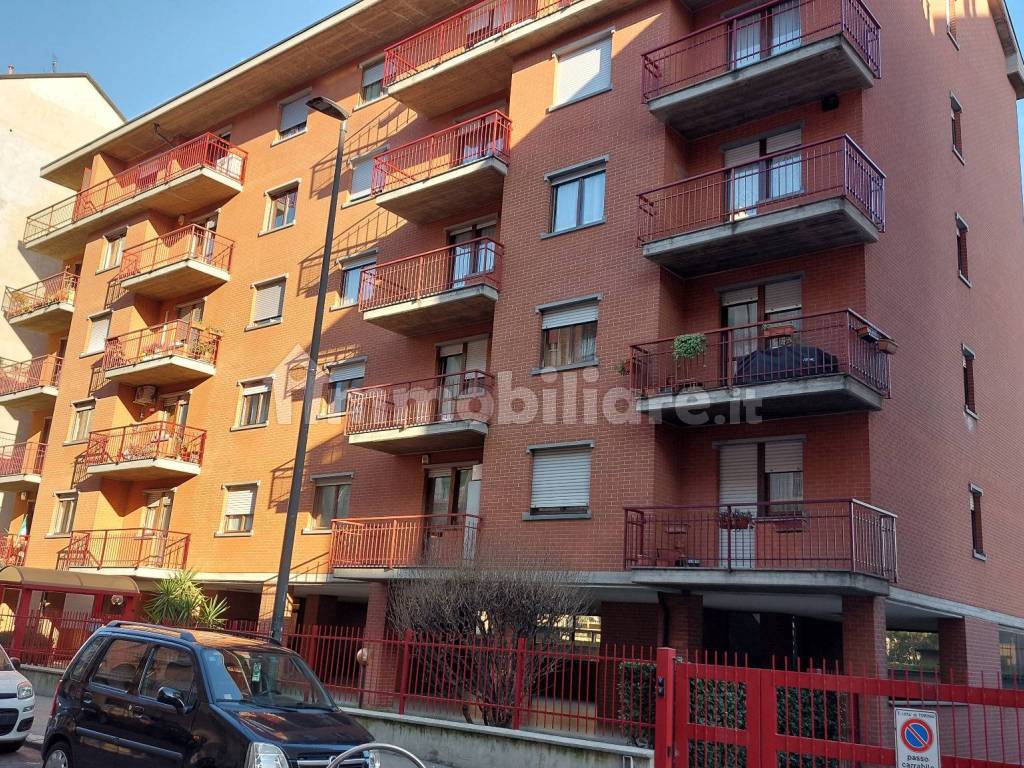 Vendita Appartamento Torino. Bilocale in via Monte Rosa 116. Buono ...