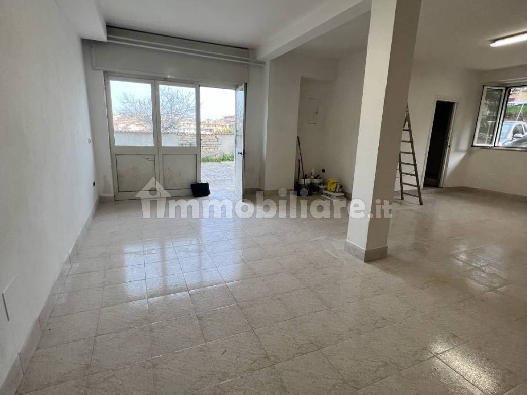 Magazzino - Deposito via Francesco Aquilanti, Roma, Rif. 101318703 ...