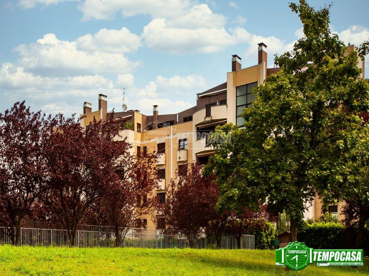 Trilocale via SAN CARLO 7, Centro, Muggiò