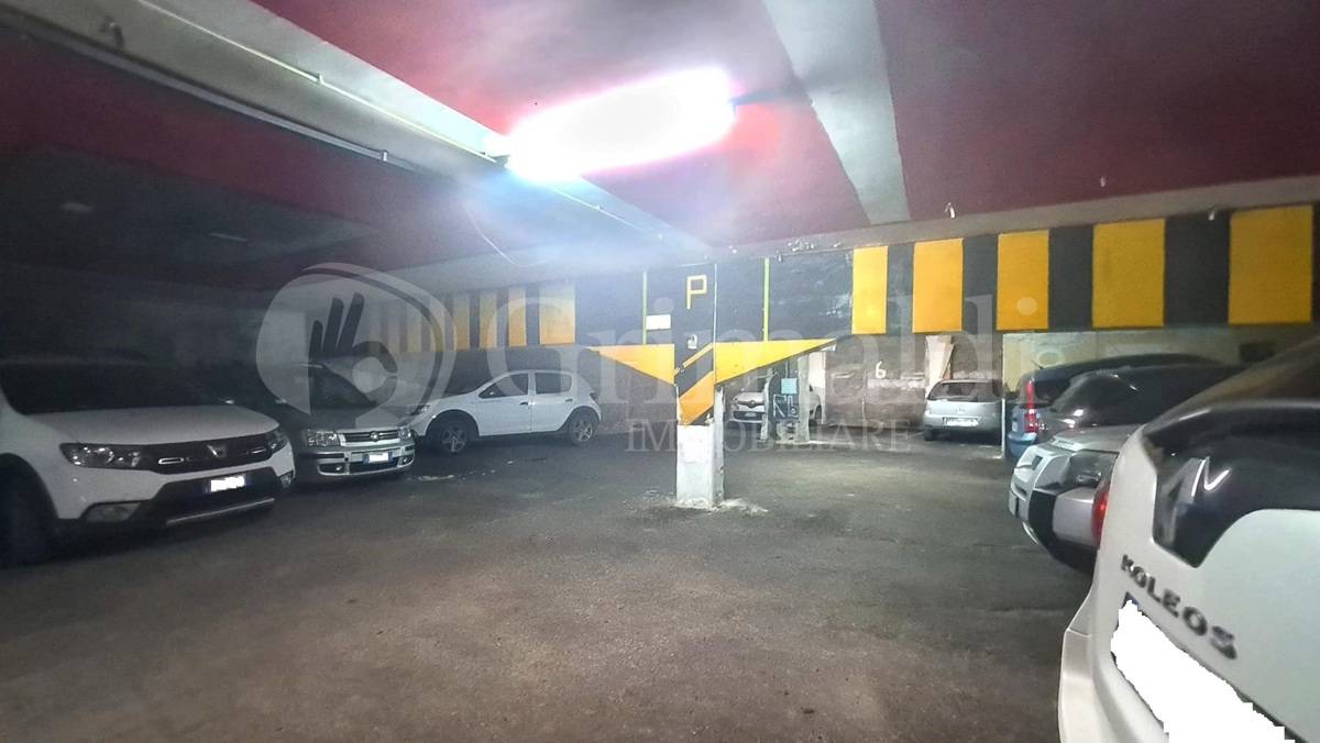 Garage - Box in Vendita